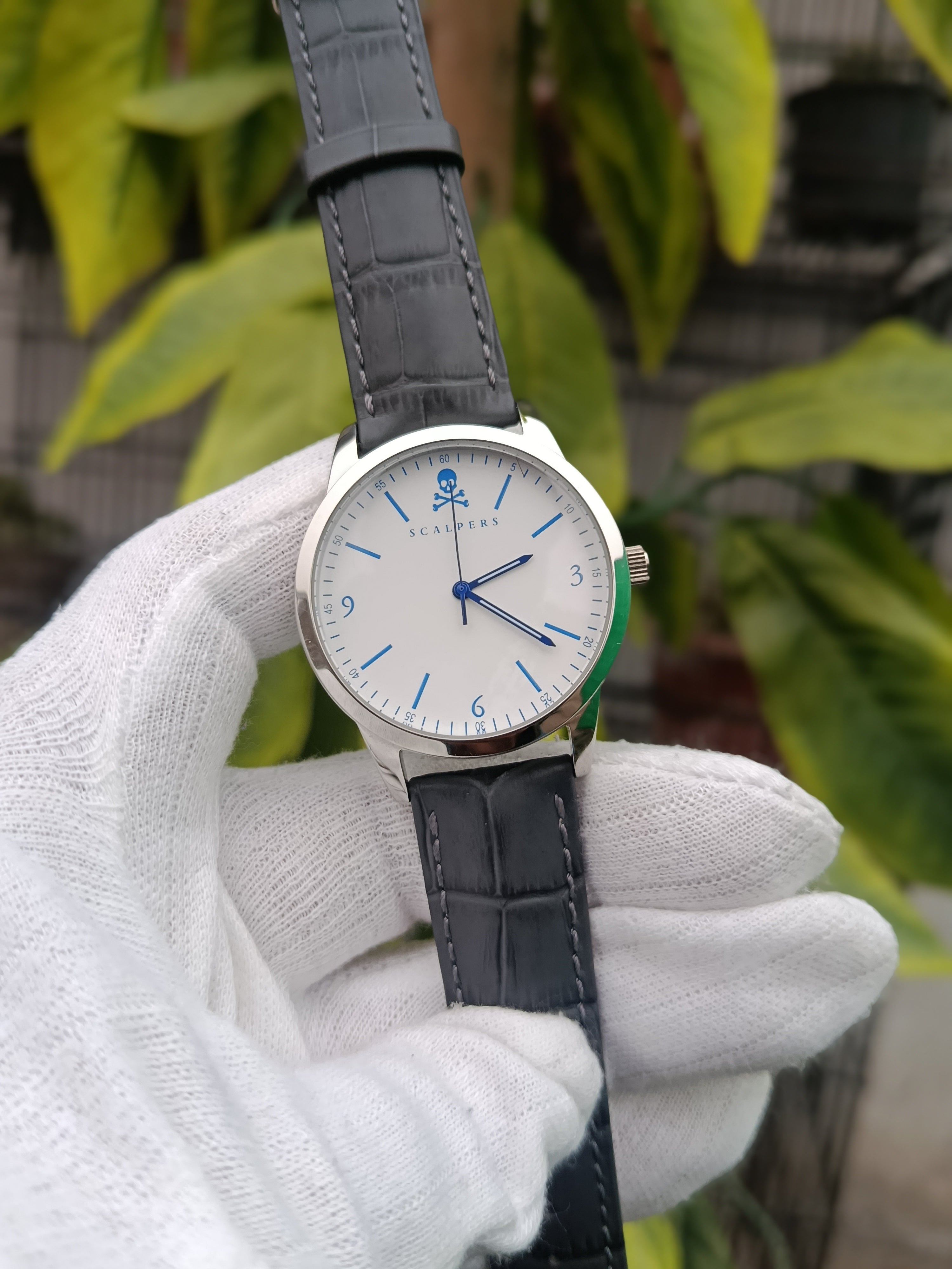 Scalpers Men’s Watch – Gray Leather Strap – ZWC & Co.