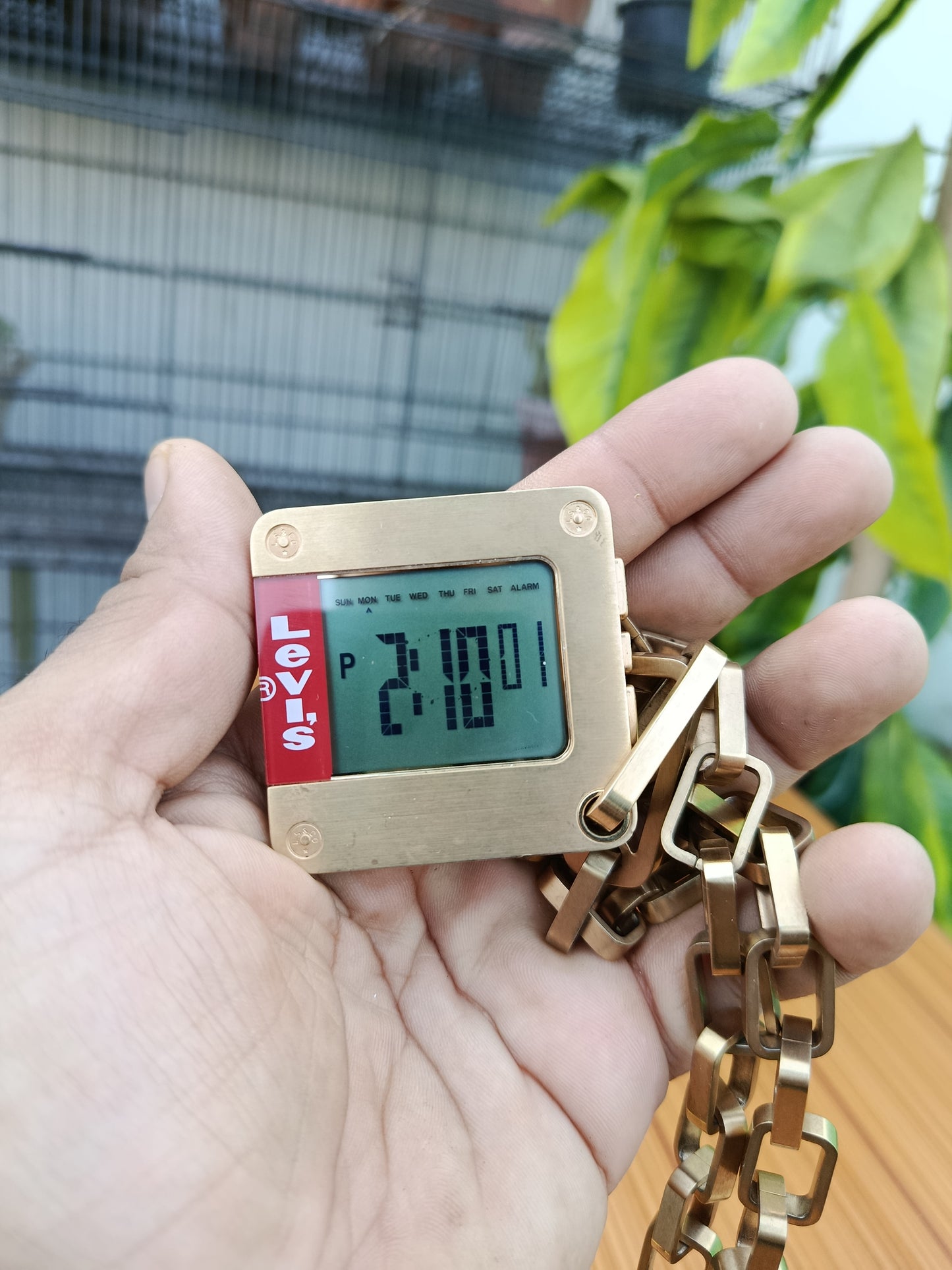 Levi’s Vintage Digital Pocket Watch L005GU – ZWC & Co.